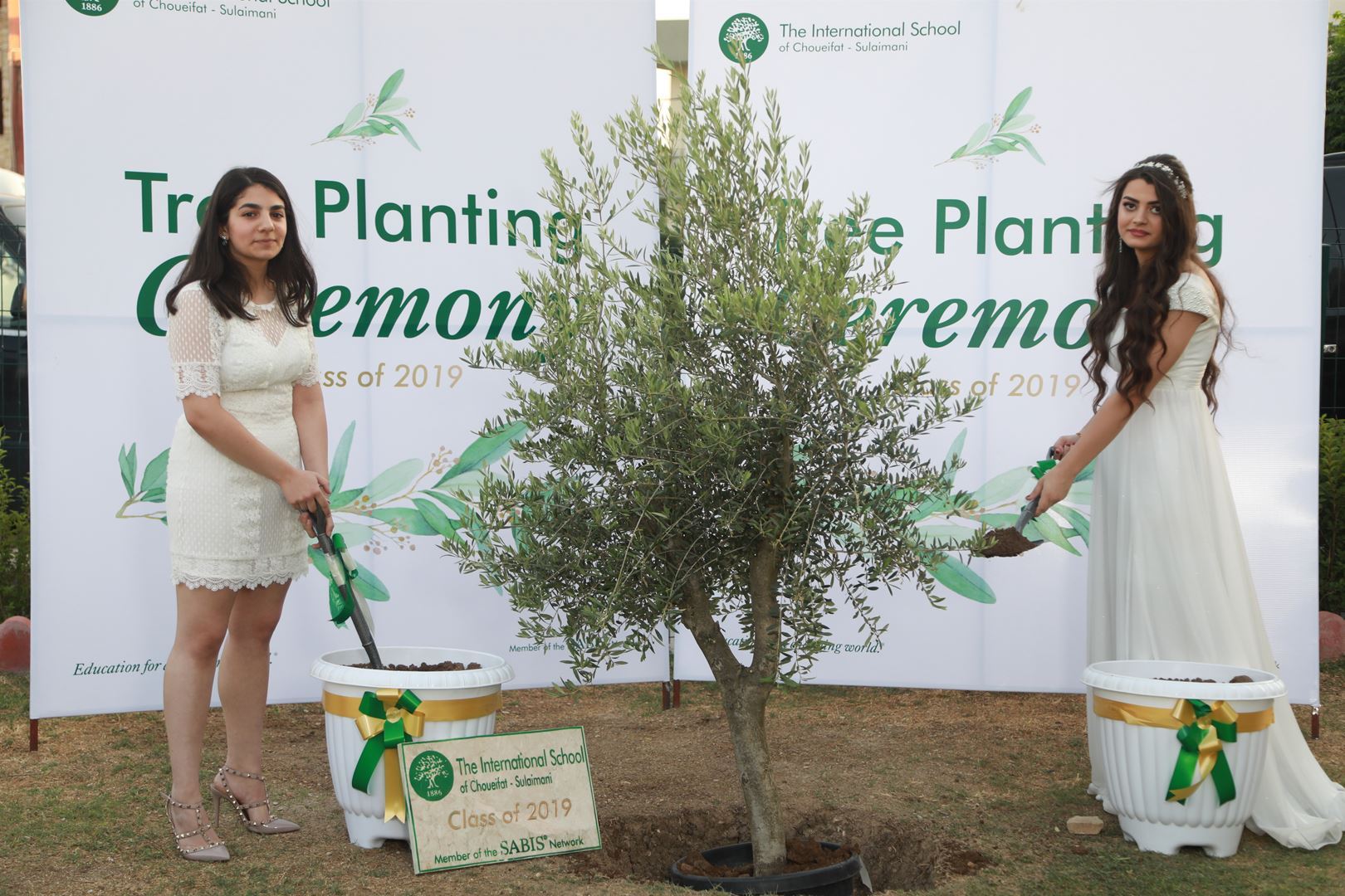 Seniors 2019 Tree Planting Ceremony - The International School of ...