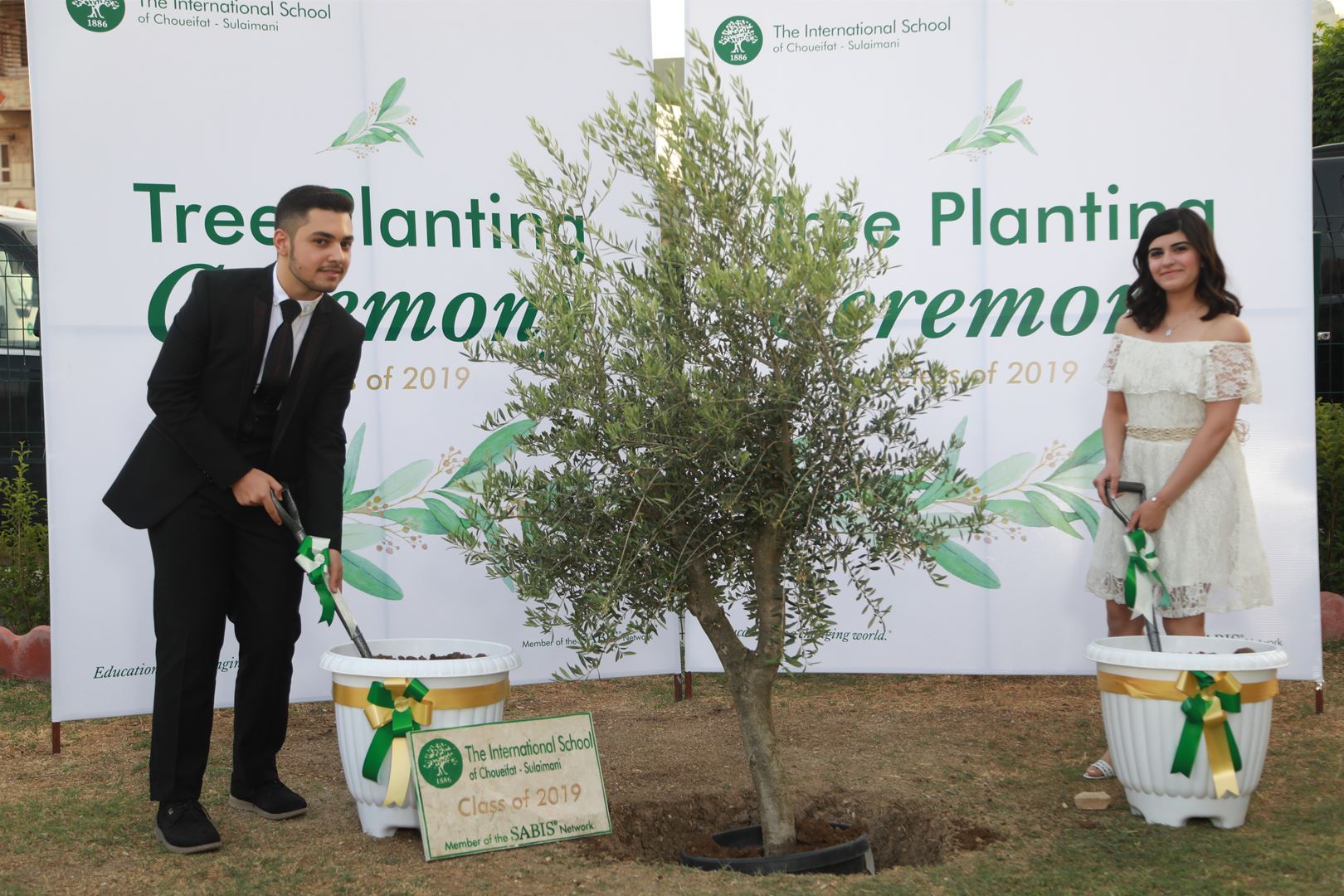 Seniors 2019 Tree Planting Ceremony - The International School of ...